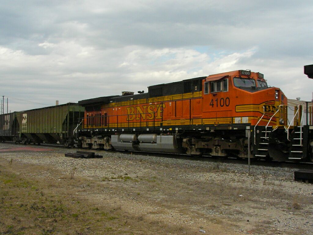 BNSF 4100